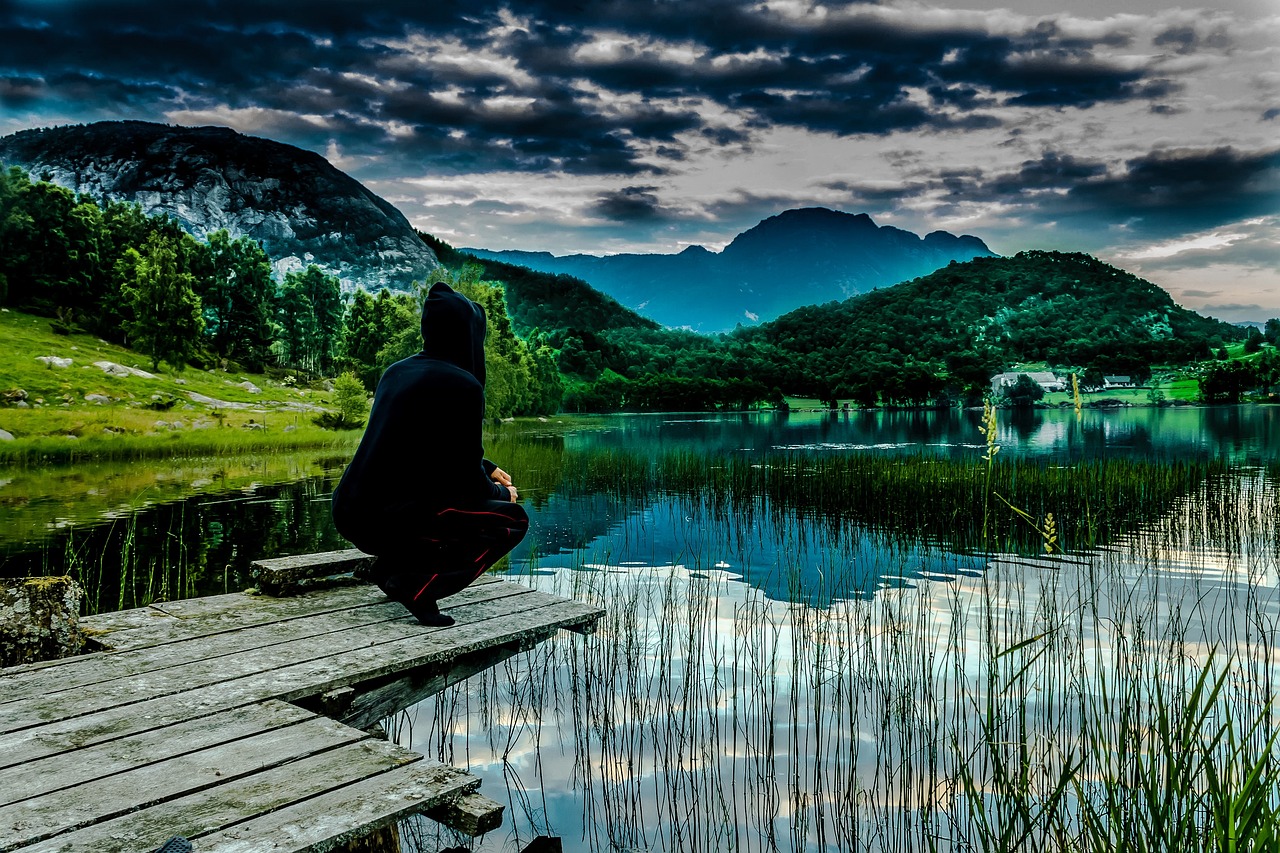 Ultimate Guide to Backpacking in Norway: From Fjords to Northern Lights ...